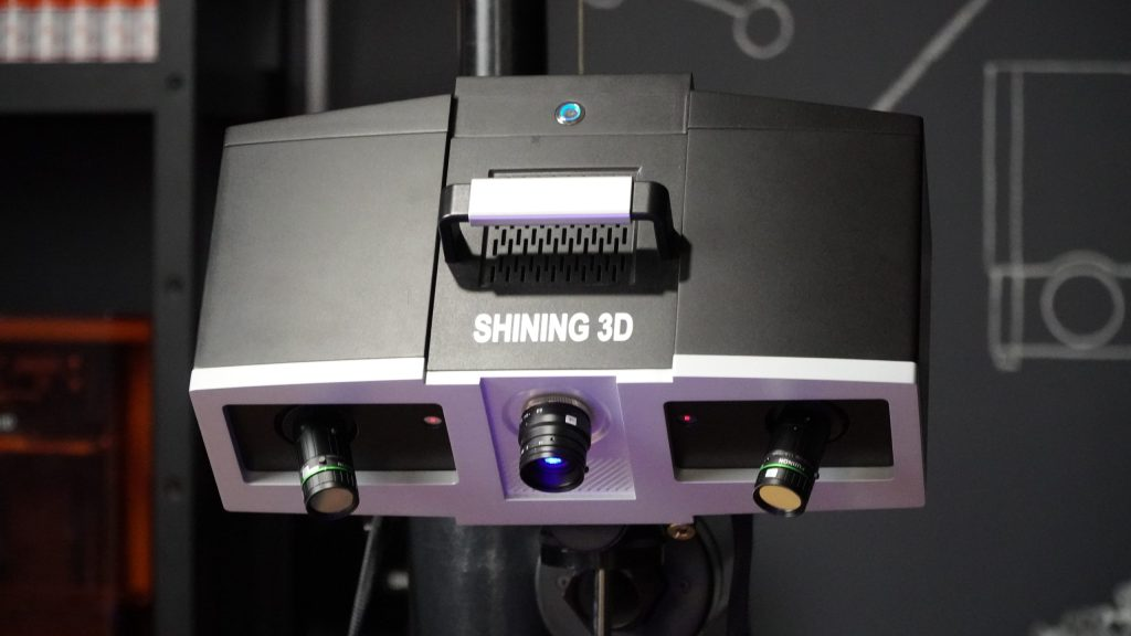 Smartphone Glass Panel Inspection with OptimScan 5M Plus