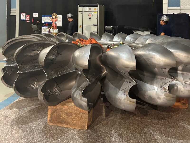 FreeScan Combo 3D Scanner Improves Hydro Turbine Inspection and Repair